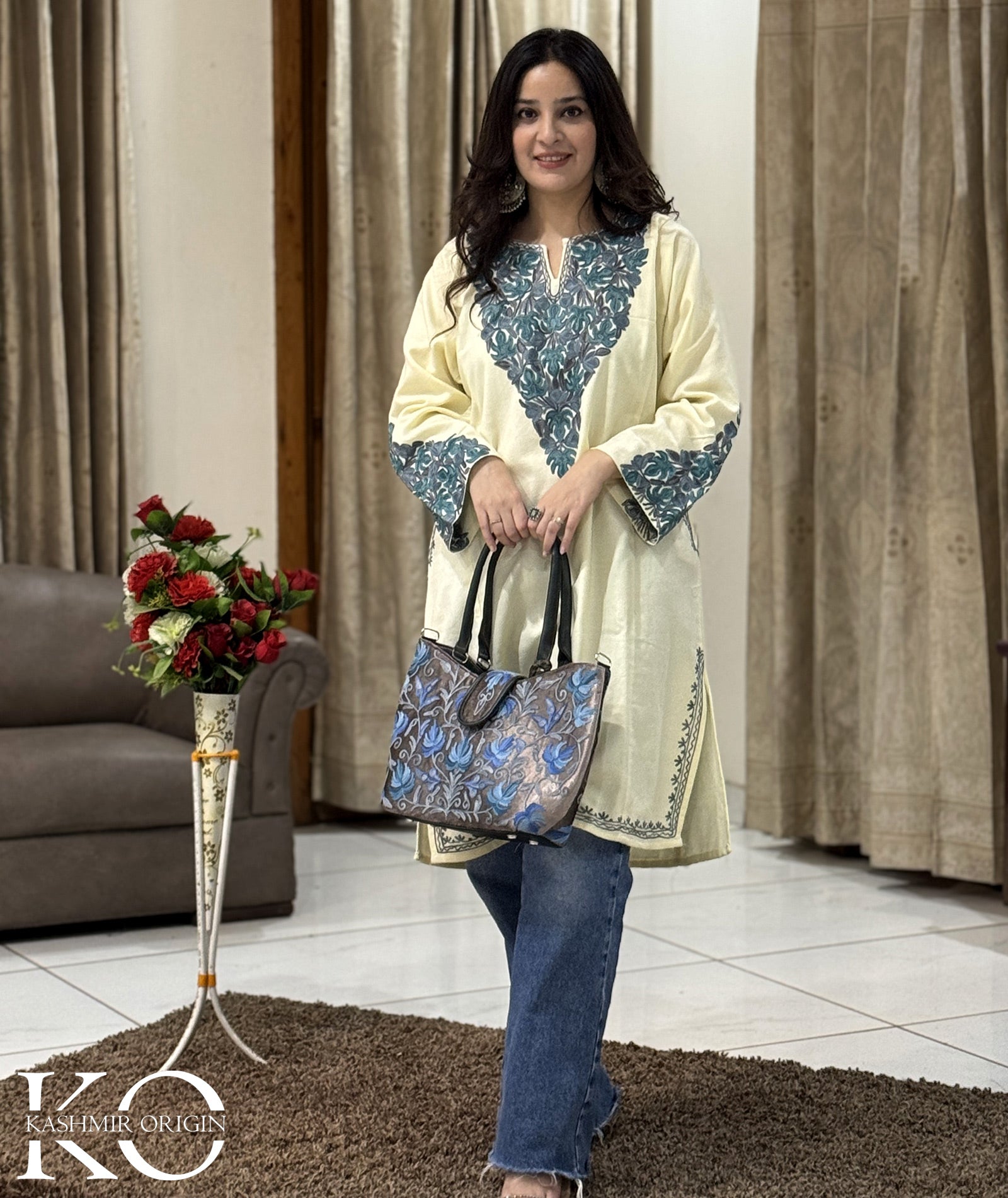 Creme Chinar Neck & Arm Design Aari Embroidered Pheran – Kashmir origin